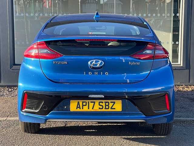 Approved Used Hyundai IONIQ Hybrid For Sale | Hyundai UK